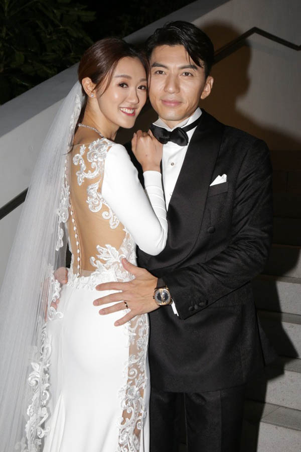 Benjamin Yuen & Bowie Cheung Hold Wedding In S$12mil Home Amidst COVID ...