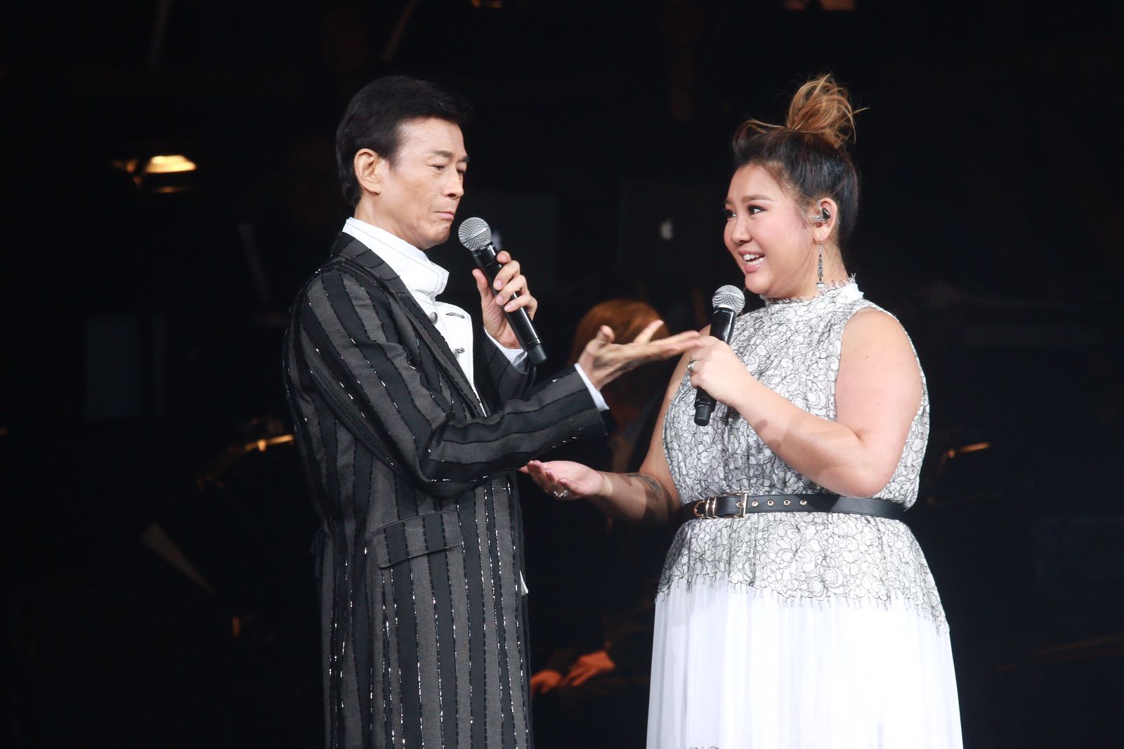 Lydia Sum’s Daughter Joyce Cheng Posts Pic With Stunning Stepsister - 8days