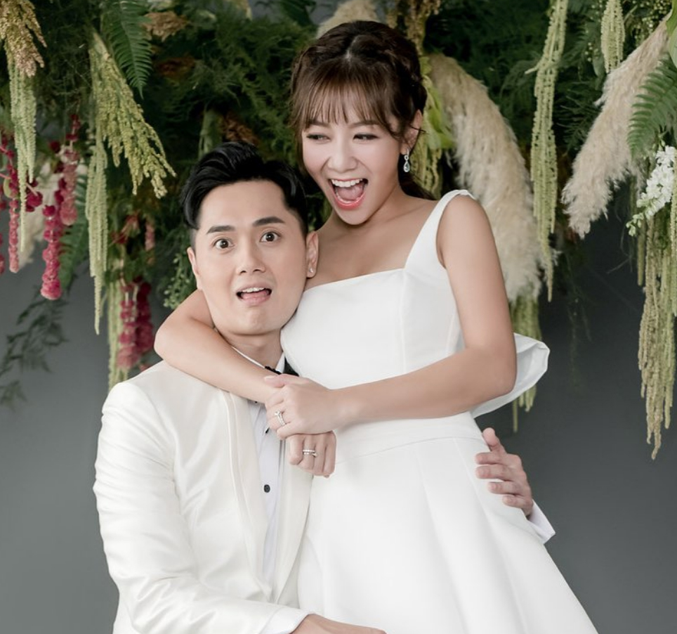 TVB Star Stephanie Ho Says She Doesn’t Know Her Tycoon Father’s Net ...