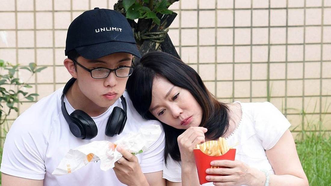 Taiwanese Actress Di Ying Goes On Drunken Live Stream Rant About A ...