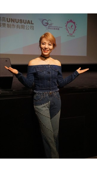 Della Ding is ready to fall in love - 8days