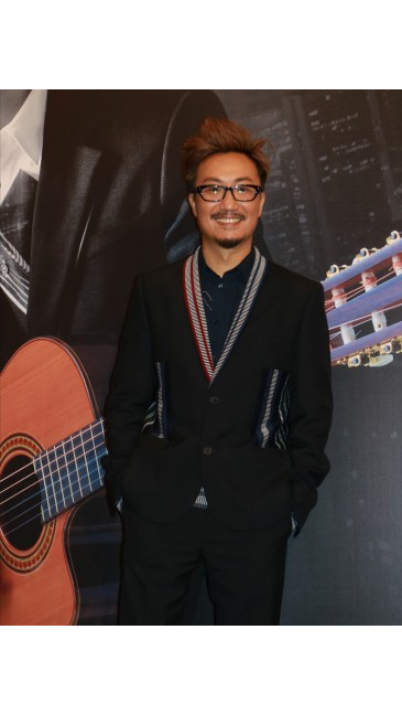 Ronald Cheng's daughter and father to perform with him at his concerts ...