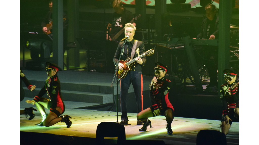 Ronald Cheng Happy to Perform at Hong Kong Coliseum Again - 8days