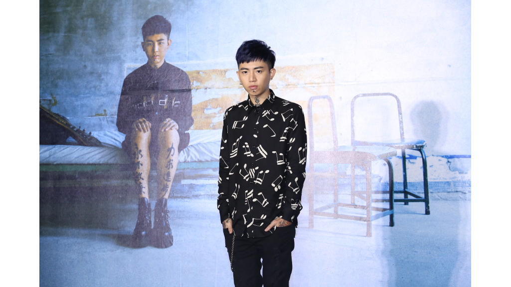 R-chord Presents New Album - 8days