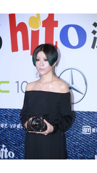 Jay Chou and A-Mei Win Hito Music Awards - 8 Days