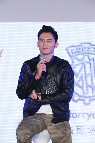 James Wen reveals his love for motorcycles - 8days