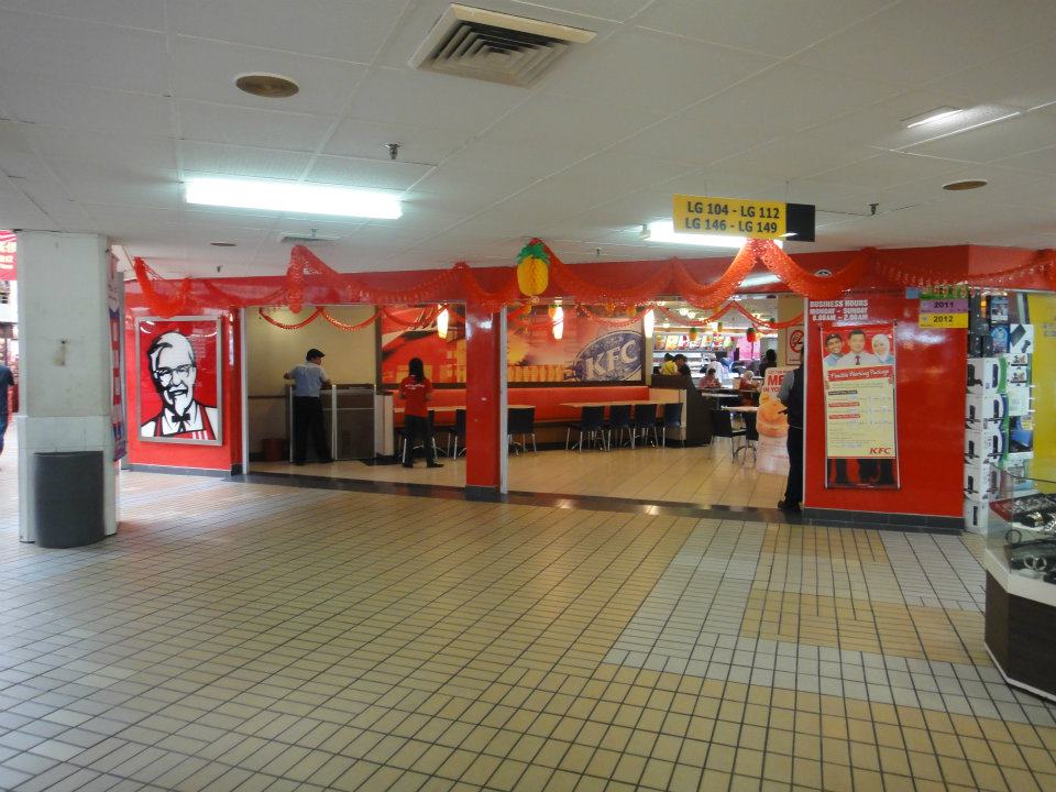Iconic Johor Bahru KFC Outlet At Holiday Plaza Closing After 38 Years ...