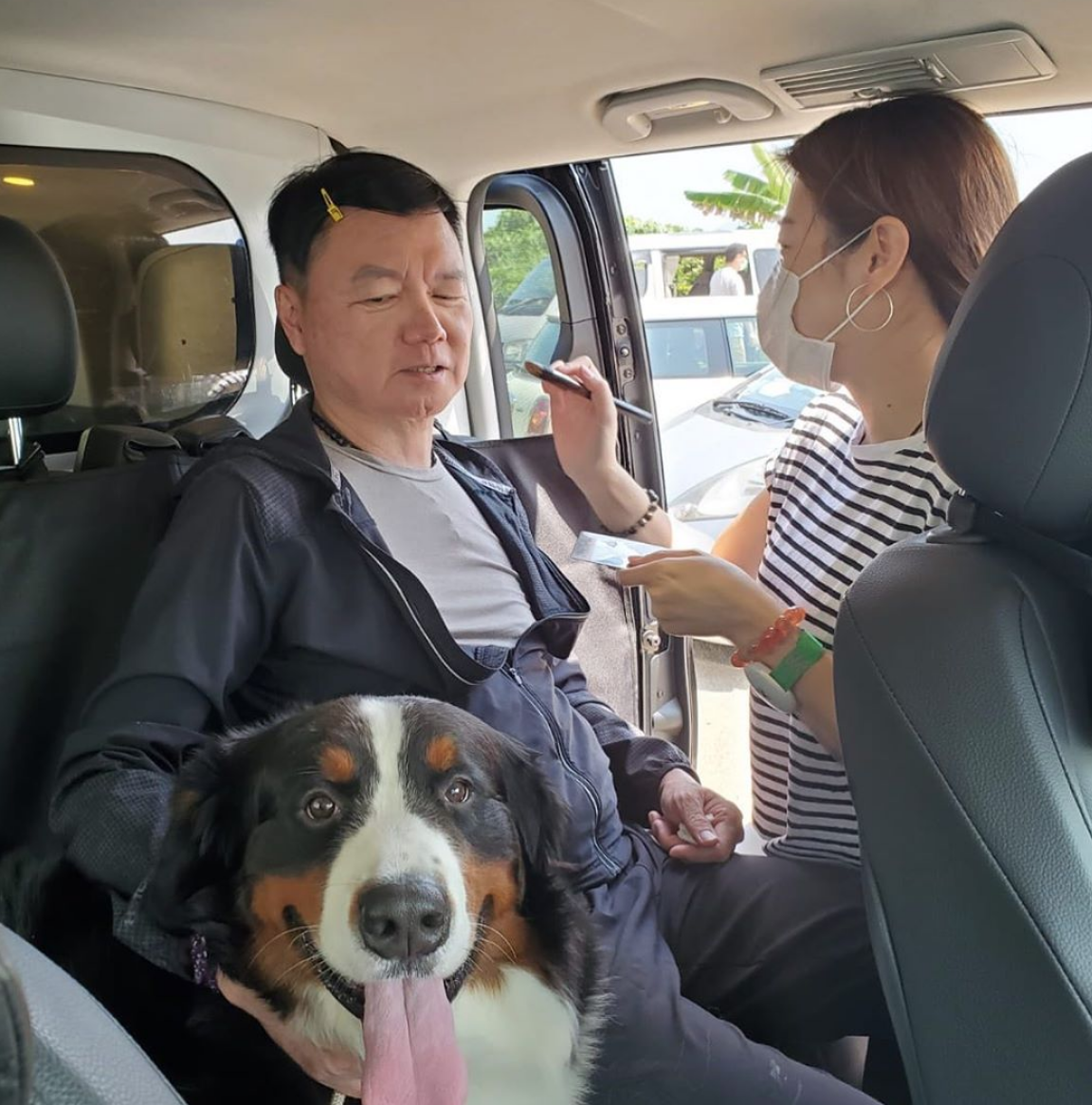 Hongkong Actor Ai Wai Sponsors 28 Children As A Reminder To Himself To ...