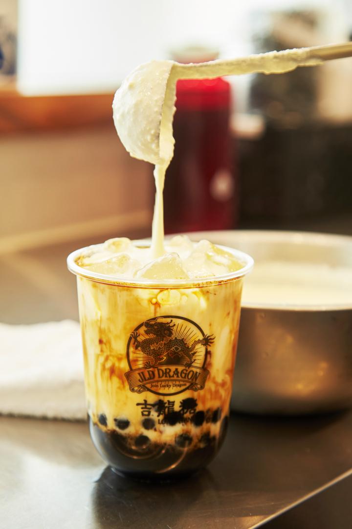 Taiwanese BBT Chain Ji Long Tang Opens In S’pore: Are Its Drinks Nice ...