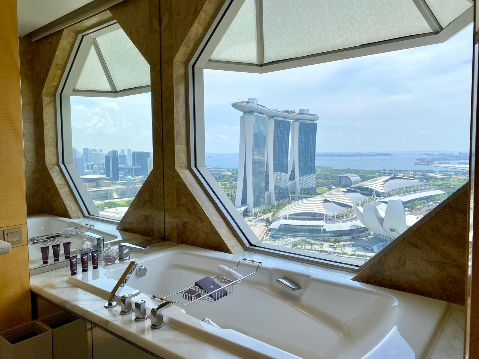 Staycation Review: The Ritz-Carlton Staycay That Gives You Club Lounge ...