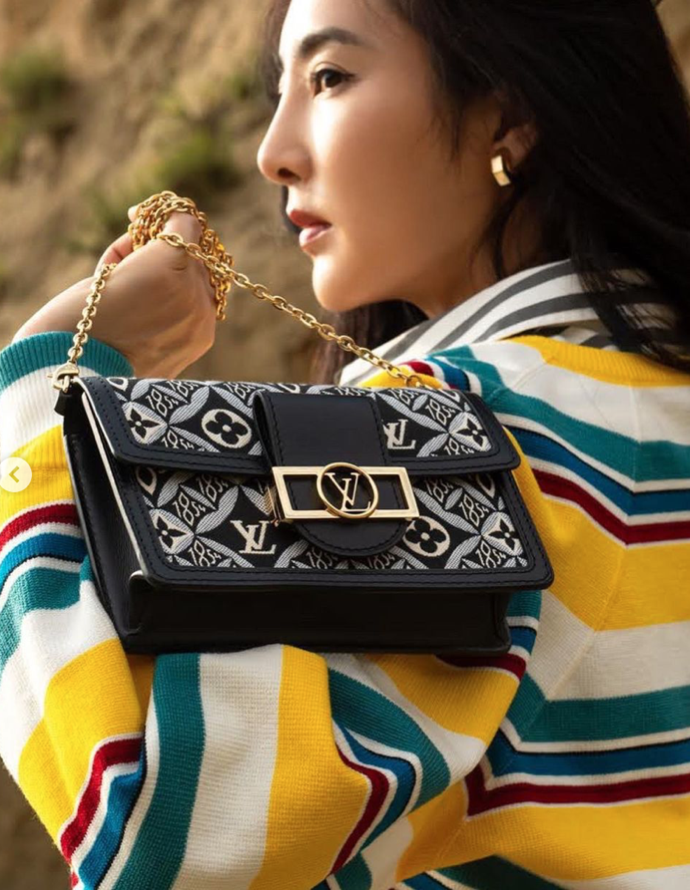 Gary Chaw’s Wife Finds Her Louis Vuitton Bag Lying In A Bush More Than ...