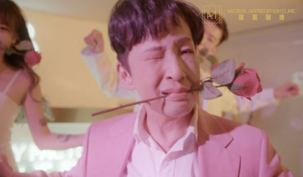 HK Actress Alice Fung, 78, Cosplays As Boyband Mirror’s Anson Lo, 27 ...