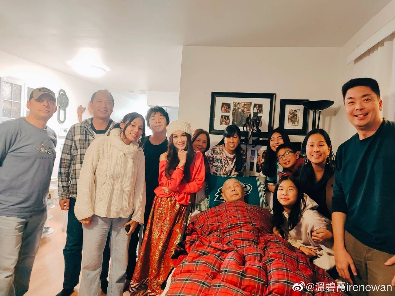 Irene Wan, 56, Posts Rare Pic Of Her Family In The US - TODAY