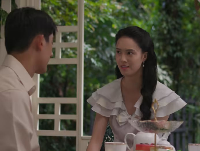 Local Actress Meixin “Stepped On A Head” In A Cemetery & Was Told “[The ...