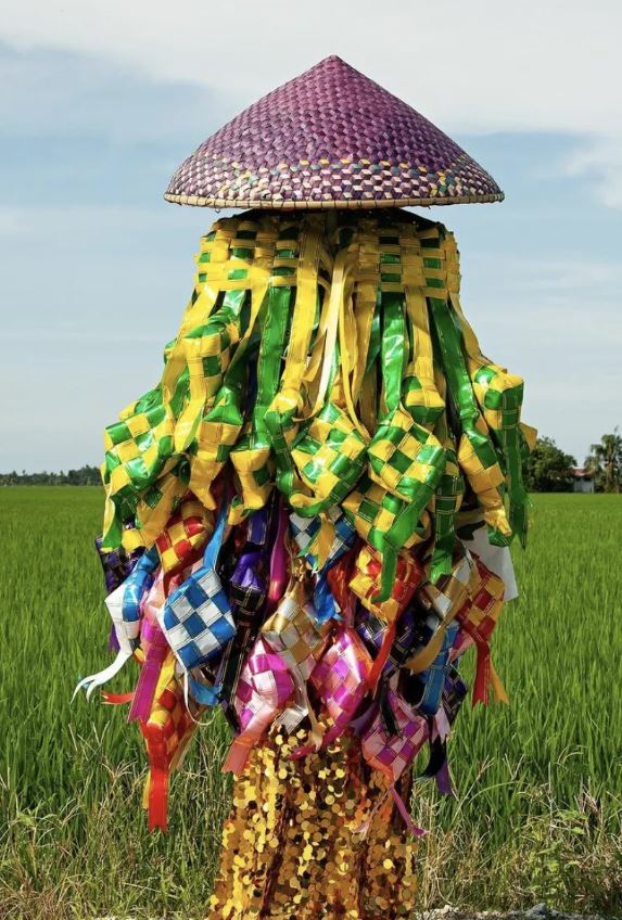 Koleksi busana Hari Raya luar biasa jenama M'sia Behati sekali lagi ...