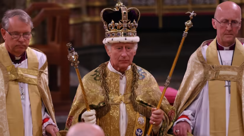 KILASAN: Raja Charles III rasmi ditabalkan di Westminster Abbey; Atlit ...