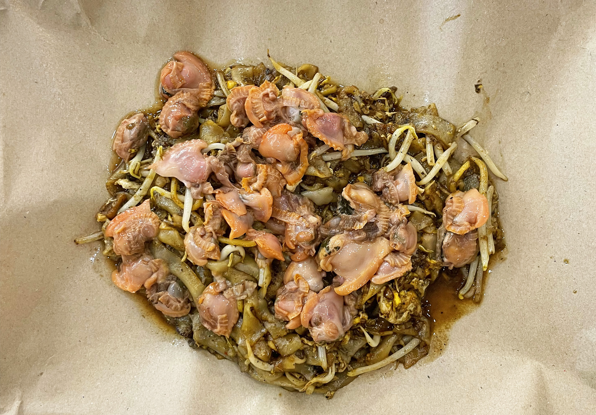 Hawker Sells $8 “Humful” Char Kway Teow With More Than 30 Cockles Despite "Slight Loss" - CNA ...