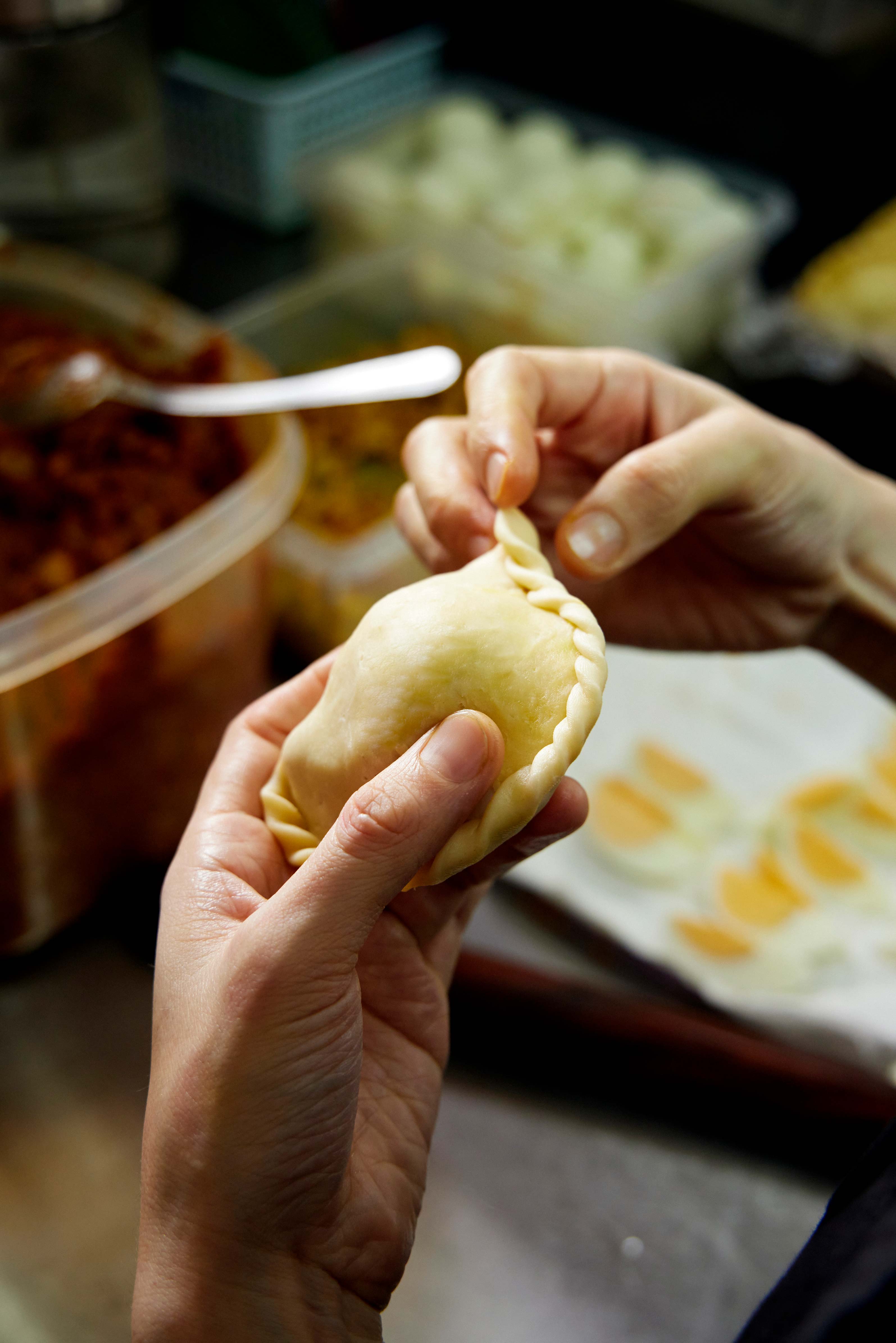 23-Year-Old Restaurant Chef Takes Over Popular Rolina Curry Puff Stall ...
