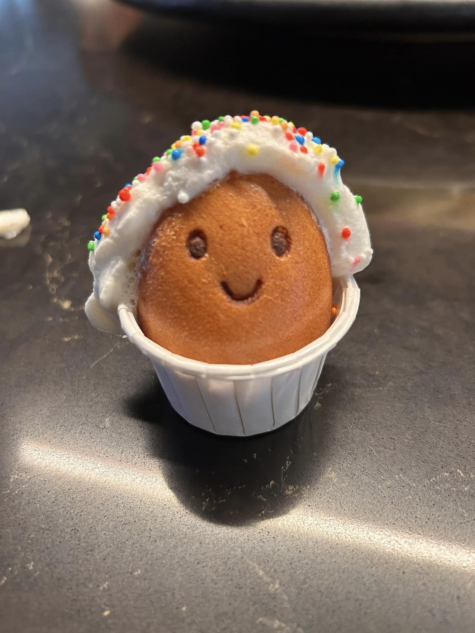 ‘Waffle aunty’ sells viral smiling egglettes from home, has mobile ...