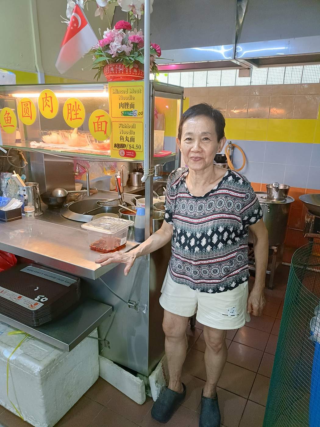 Hunchbacked Hawker, 65, Opens Stall Against Her Family’s Wishes; Sells ...
