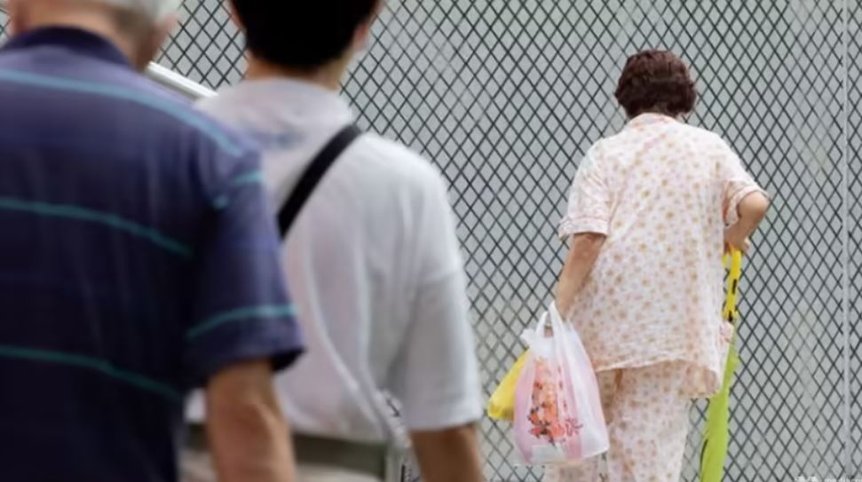 KILASAN: Warga emas di pusat penuaan aktif bakal diberi lebih banyak sokongan; 2 warga SG ...