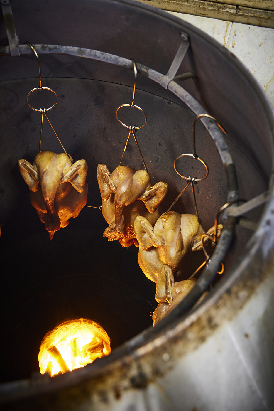 Super Juicy Taiwanese ‘Barrel’ Chicken Roasted With Sugarcane ...