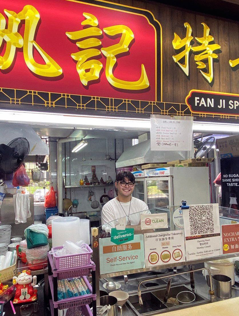 Ah Hoe Mee Pok customer, 27, is now its new hawker-owner - CNA Lifestyle