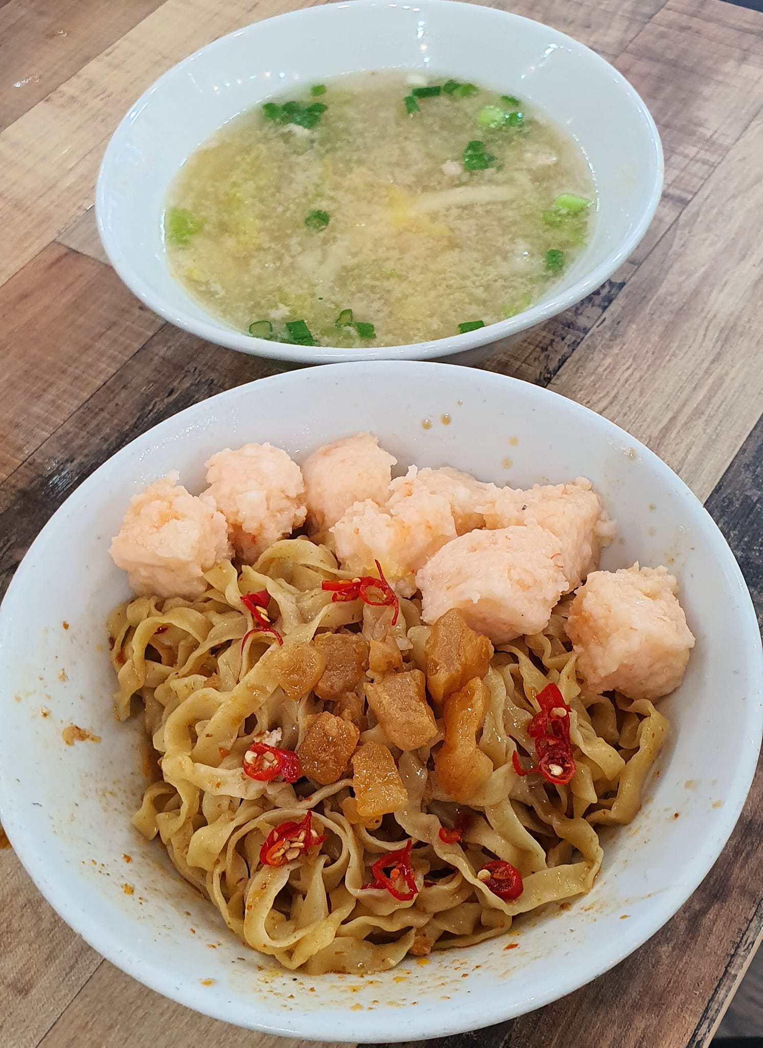 Ah Hoe Mee Pok customer, 27, is now its new hawker-owner - CNA Lifestyle