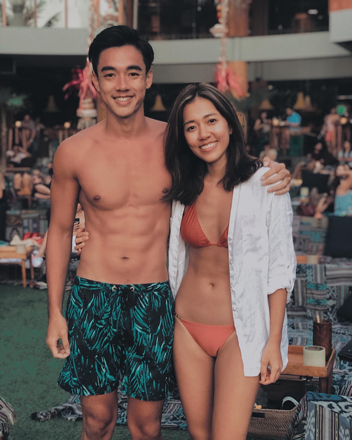 Gavin Teo’s sister hosts S’pore pop-up for her popular JB cafe, has exclusive Ferrero Rocher ...