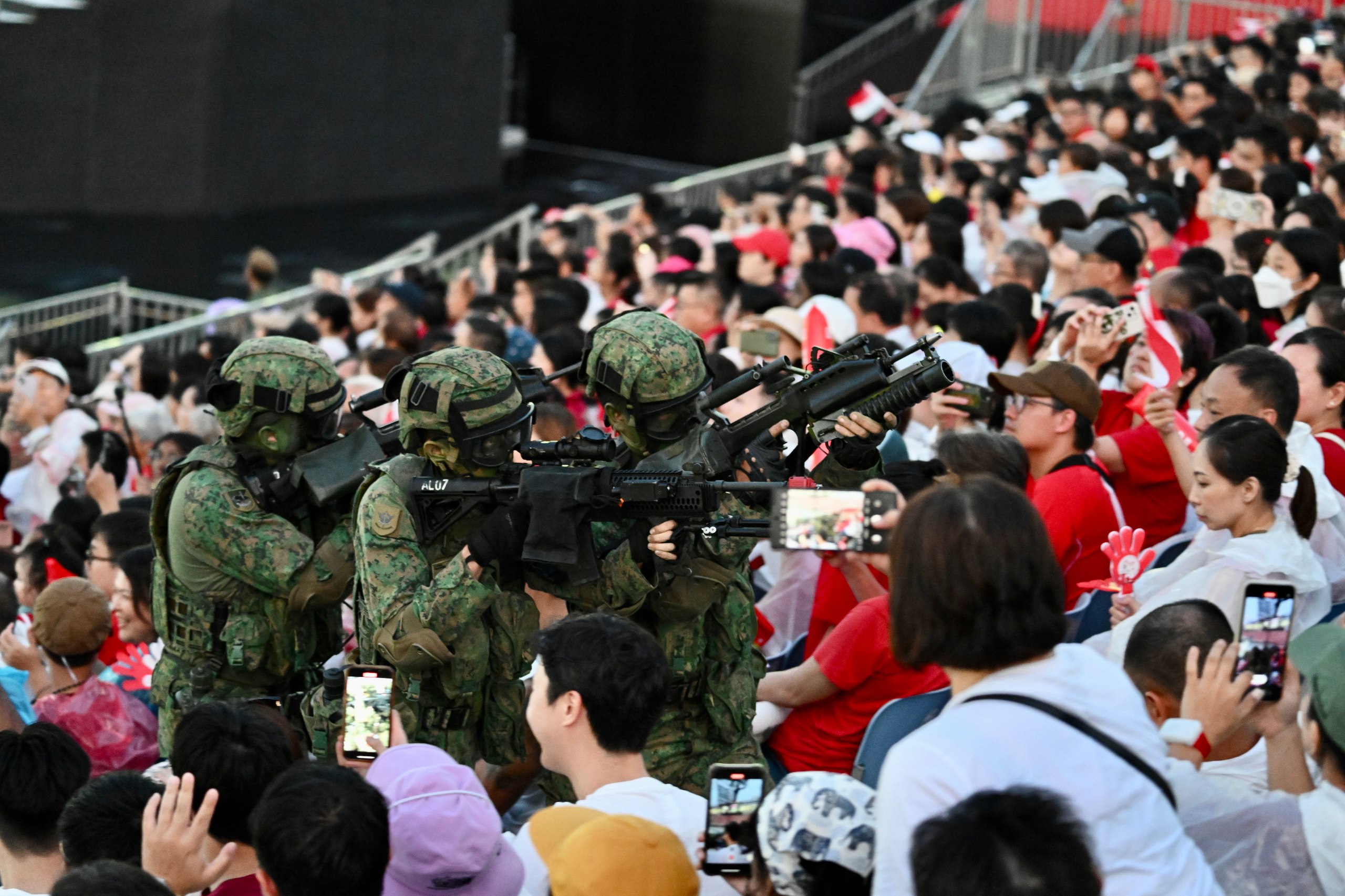 முழுமைத் தற்காப்பு 40 - துடிப்புமிக்க தற்காப்புக் காட்சி அங்கம் ...