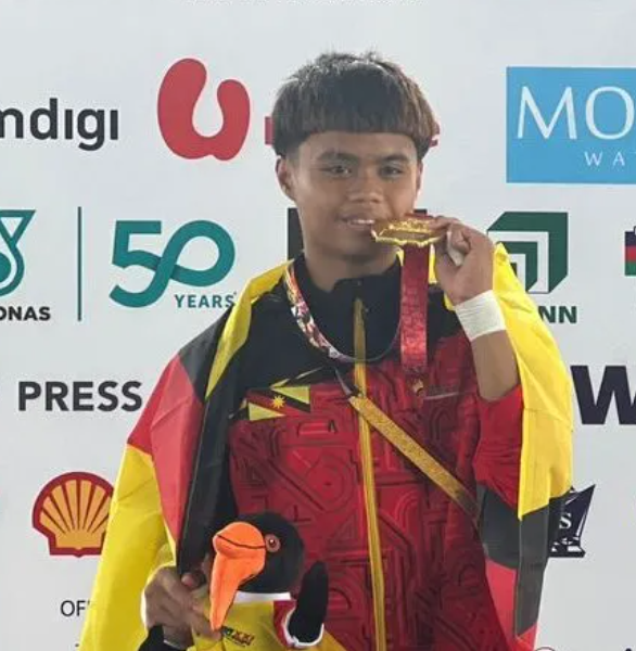 18-year-old M’sian diver Elvis Priestley goes viral for his name... and ...